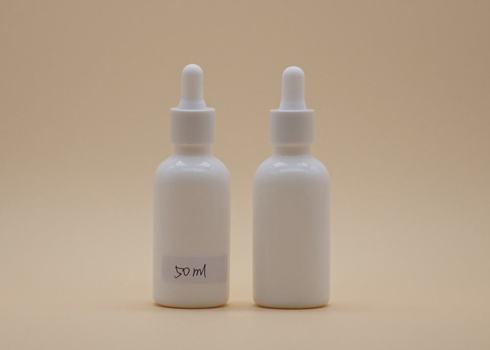 Lightweight 50ml Glass Dropper Bottles Aluminum Dropper White Color